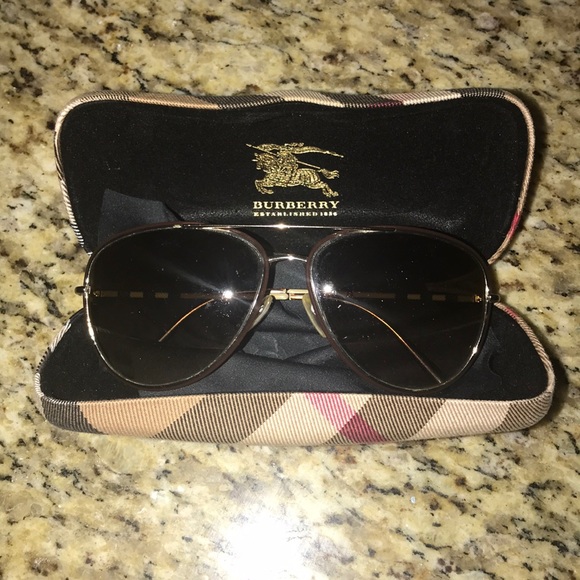 Burberry | Accessories | Burberry Aviators | Poshmark
